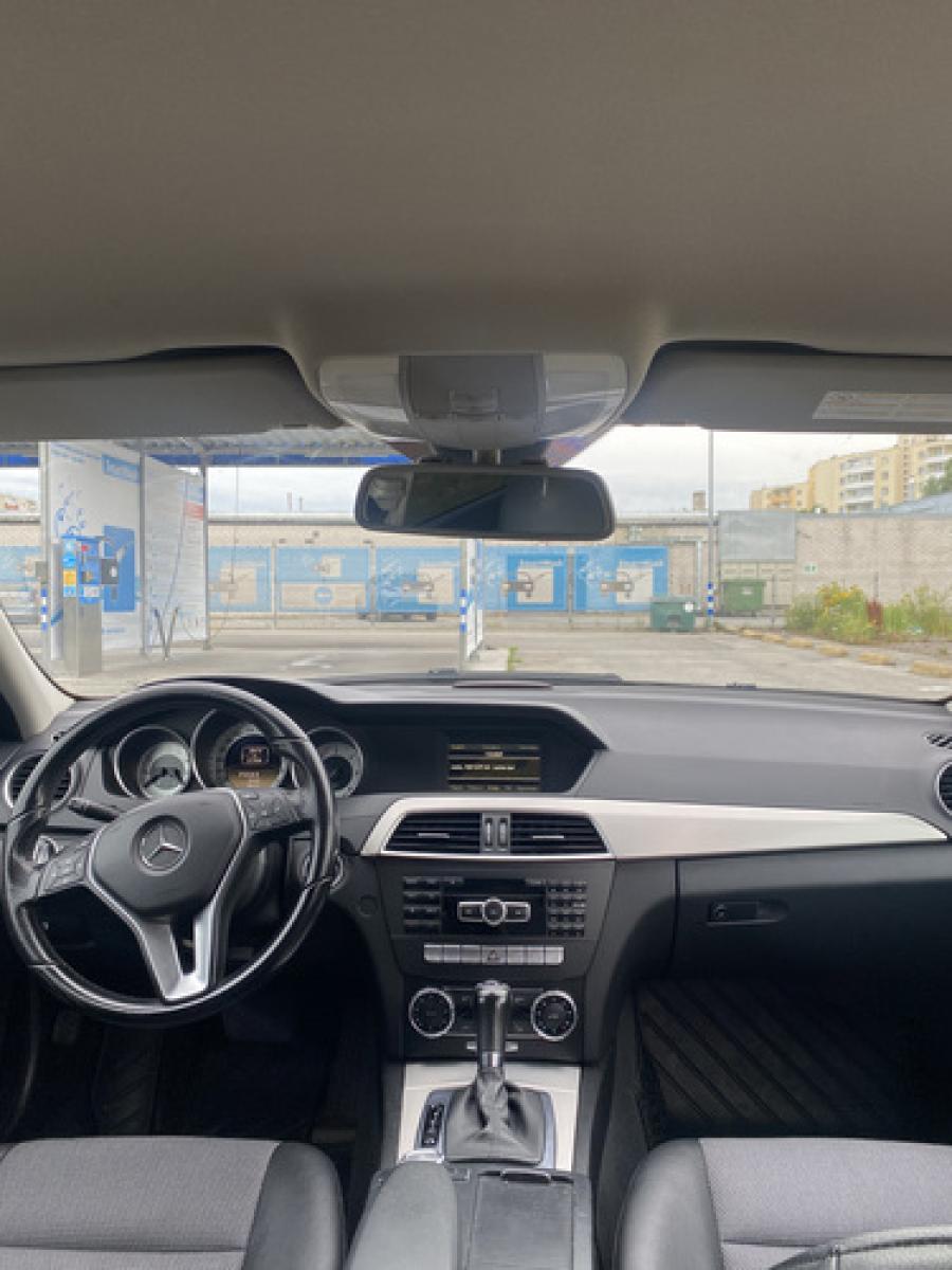 Melns Mercedes-Benz c-220 2011 Tallina, ar dzinēja tilpumu 0.00 L un nobraukumu 279 tūkst. km par 6400 €, foto 8 vietnē AUTOMOTO.COM.LV