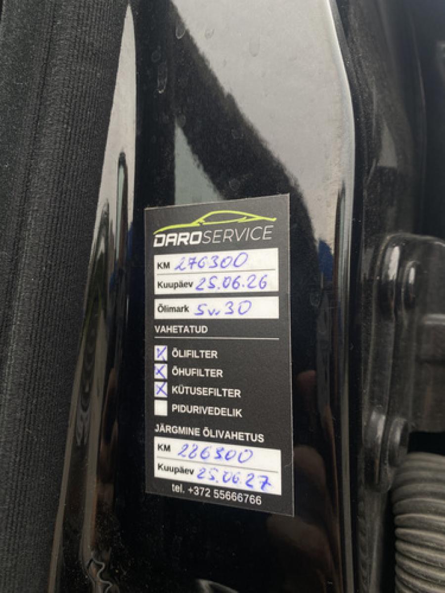 Melns Mercedes-Benz c-220 2011 Tallina, ar dzinēja tilpumu 0.00 L un nobraukumu 279 tūkst. km par 6400 €, foto 14 vietnē AUTOMOTO.COM.LV