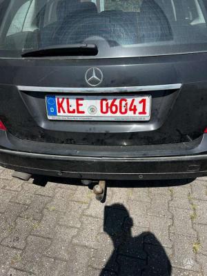 Melns Mercedes-Benz c-220 2011 Jurbarkas, ar dzinēja tilpumu 2.20 L un nobraukumu 390 tūkst. km par 2999 €, foto 14 vietnē AUTOMOTO.COM.LV