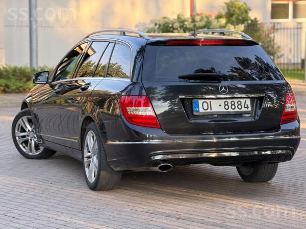 Melns Mercedes-Benz c-220 2011 Ogre, ar dzinēja tilpumu 2.10 L un nobraukumu 270 tūkst. km par 6800 €, foto 3 vietnē AUTOMOTO.COM.LV