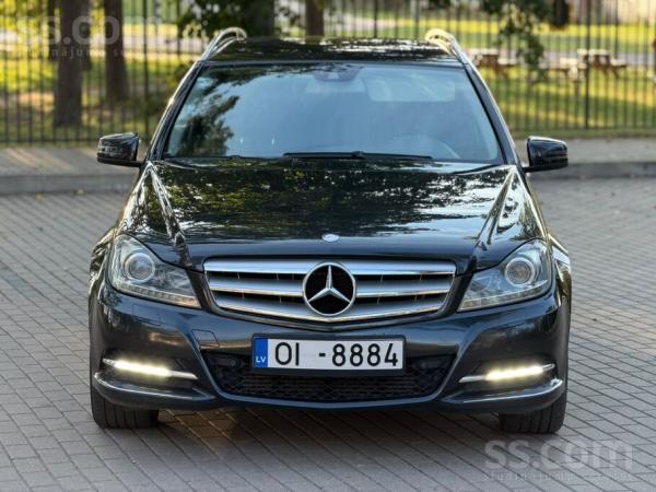Melns Mercedes-Benz c-220 2011 Ogre, ar dzinēja tilpumu 2.10 L un nobraukumu 270 tūkst. km par 6800 €, foto 8 vietnē AUTOMOTO.COM.LV
