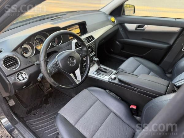 Melns Mercedes-Benz c-220 2011 Ogre, ar dzinēja tilpumu 2.10 L un nobraukumu 270 tūkst. km par 6800 €, foto 10 vietnē AUTOMOTO.COM.LV