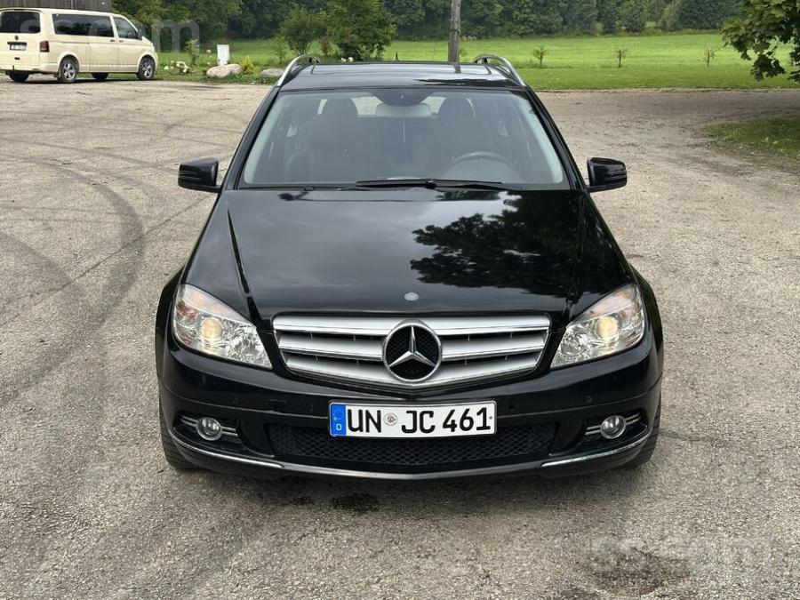 Melns Mercedes-Benz c-220 2011 Rīga, ar dzinēja tilpumu 2.10 L un nobraukumu 339 tūkst. km par 4649 €, foto 1 vietnē AUTOMOTO.COM.LV