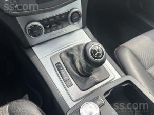 Melns Mercedes-Benz c-220 2011 Rīga, ar dzinēja tilpumu 2.10 L un nobraukumu 339 tūkst. km par 4649 €, foto 10 vietnē AUTOMOTO.COM.LV