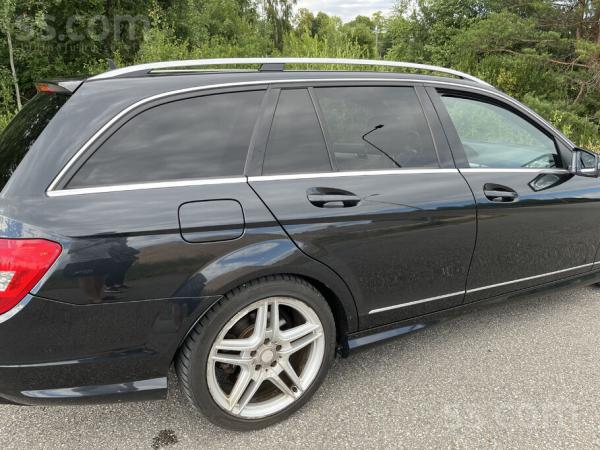 Black Mercedes-Benz c-220 2011 in Tukums, with an engine capacity of 2.20 L and mileage of 312 thousand km for 7950 €, photo 7 on AUTOMOTO.COM.LV