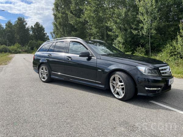 Black Mercedes-Benz c-220 2011 in Tukums, with an engine capacity of 2.20 L and mileage of 312 thousand km for 7950 €, photo 8 on AUTOMOTO.COM.LV