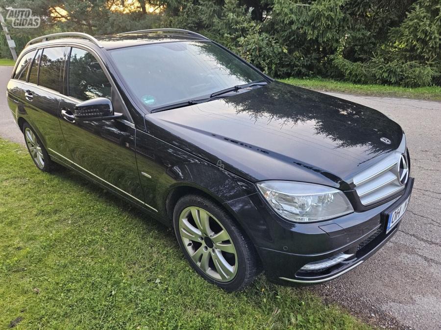 Melns Mercedes-Benz c-220 2011 Mažeikiai, ar dzinēja tilpumu 2.20 L un nobraukumu 221 tūkst. km par 4200 €, foto 8 vietnē AUTOMOTO.COM.LV