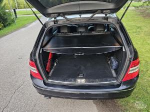 Melns Mercedes-Benz c-220 2011 Mažeikiai, ar dzinēja tilpumu 2.20 L un nobraukumu 221 tūkst. km par 4200 €, foto 20 vietnē AUTOMOTO.COM.LV