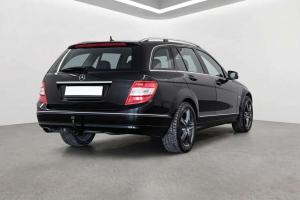 Black Mercedes-Benz c-220 2011 in Kaunas, with an engine capacity of 2.10 L and mileage of 387 thousand km for 5290 €, photo 4 on AUTOMOTO.COM.LV