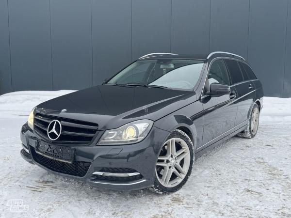 Black Mercedes-Benz c-220 2012 in Panevezys, with an engine capacity of 2.20 L and mileage of 332 thousand km for 5650 €, photo 1 on AUTOMOTO.COM.LV