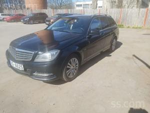 Black Mercedes-Benz c-220 2012 in Riga, with an engine capacity of 2.20 L and mileage of 256 thousand km for 6200 €, photo 7 on AUTOMOTO.COM.LV