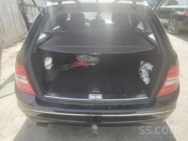 Melns Mercedes-Benz c-220 2012 Rīga, ar dzinēja tilpumu 2.20 L un nobraukumu 256 tūkst. km par 6200 €, foto 10 vietnē AUTOMOTO.COM.LV