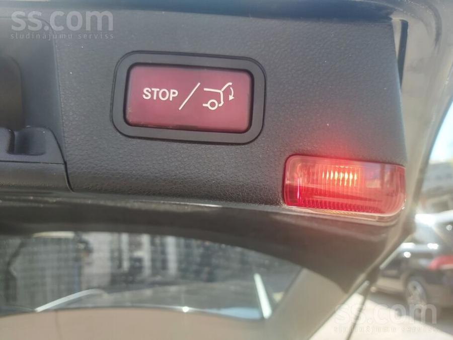 Black Mercedes-Benz c-220 2012 in Riga, with an engine capacity of 2.20 L and mileage of 256 thousand km for 6200 €, photo 12 on AUTOMOTO.COM.LV
