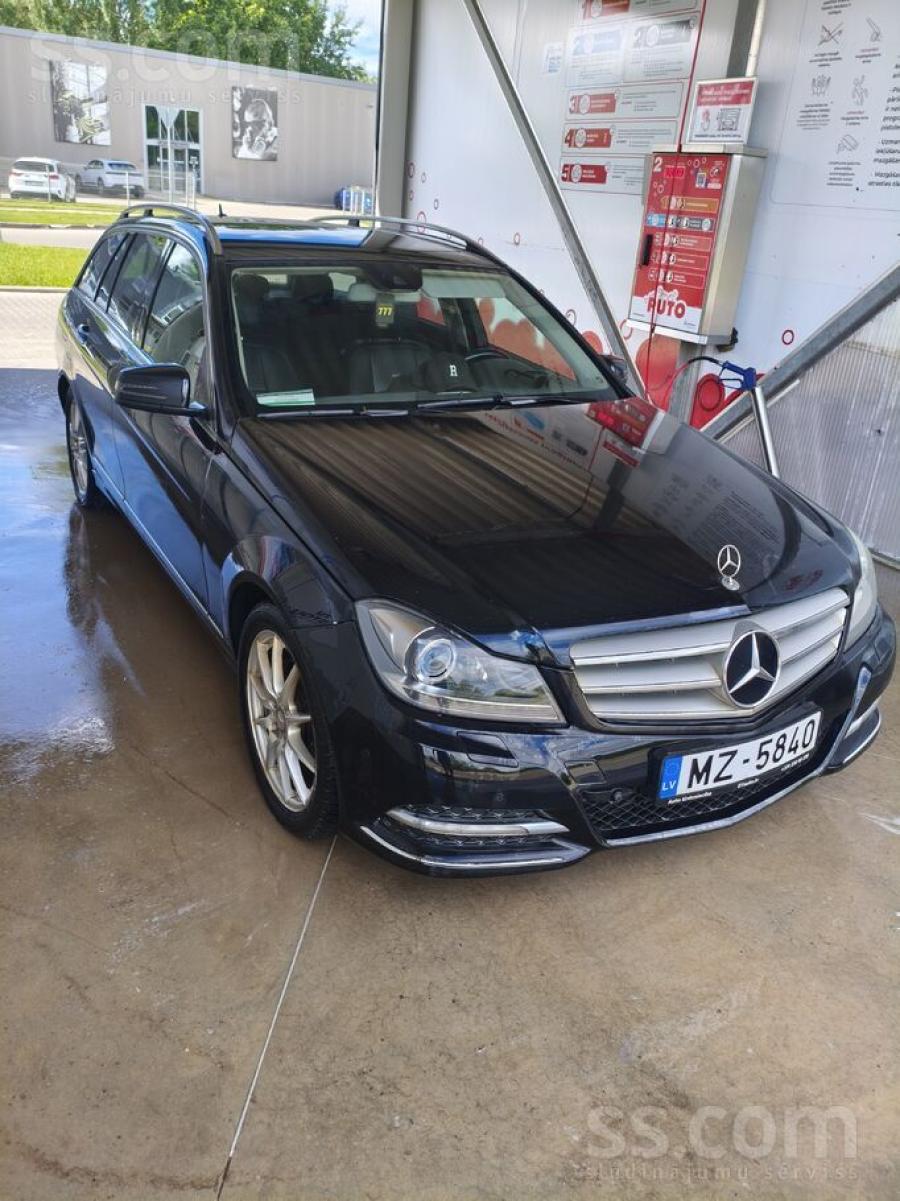 Melns Mercedes-Benz c-220 2012 Rīga, ar dzinēja tilpumu 2.20 L un nobraukumu 425 tūkst. km par 4100 €, foto 1 vietnē AUTOMOTO.COM.LV