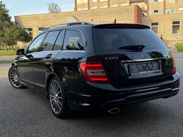 Melns Mercedes-Benz c-220 2012 Utena, ar dzinēja tilpumu 2.14 L un nobraukumu 332 tūkst. km par 5990 €, foto 5 vietnē AUTOMOTO.COM.LV
