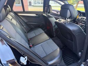 Black Mercedes-Benz c-220 2012 in Utena, with an engine capacity of 2.14 L and mileage of 332 thousand km for 5990 €, photo 30 on AUTOMOTO.COM.LV