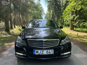 Black Mercedes-Benz c-220 2012 in Panevezys, with an engine capacity of 2.20 L and mileage of 0 thousand km for 4850 €, photo 3 on AUTOMOTO.COM.LV