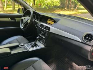 Black Mercedes-Benz c-220 2012 in Panevezys, with an engine capacity of 2.20 L and mileage of 0 thousand km for 4850 €, photo 13 on AUTOMOTO.COM.LV