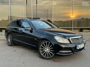 Melns Mercedes-Benz c-220 2012 Panevēža, ar dzinēja tilpumu 2.20 L un nobraukumu 0 tūkst. km par 4750 €, foto 5 vietnē AUTOMOTO.COM.LV