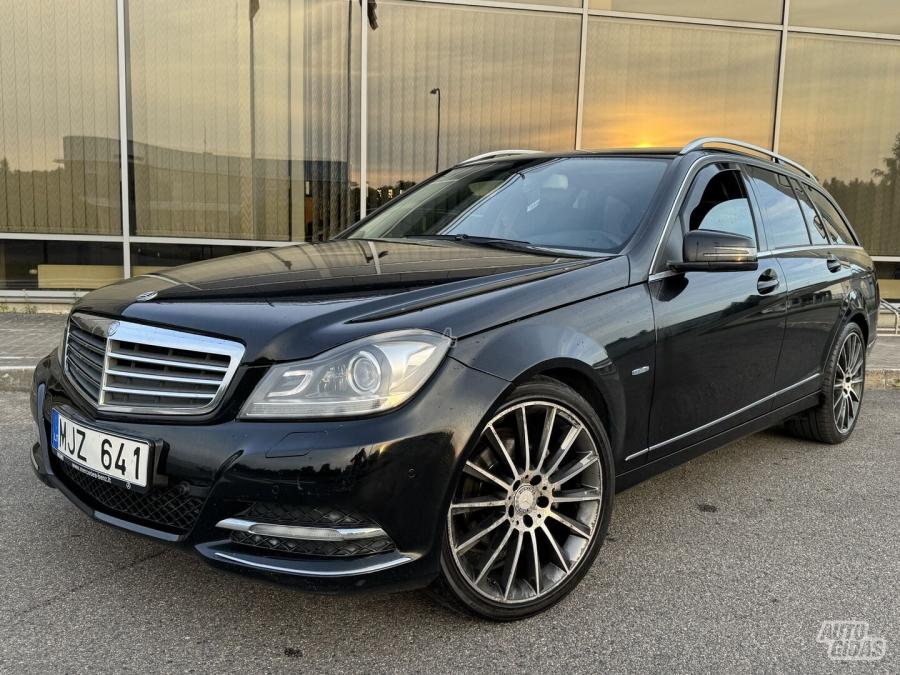 Melns Mercedes-Benz c-220 2012 Panevēža, ar dzinēja tilpumu 2.00 L un nobraukumu 0 tūkst. km par 4500 €, foto 3 vietnē AUTOMOTO.COM.LV