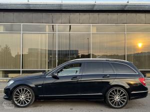 Black Mercedes-Benz c-220 2012 in Panevezys, with an engine capacity of 2.20 L and mileage of 0 thousand km for 4350 €, photo 9 on AUTOMOTO.COM.LV