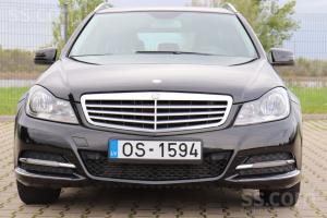 Black Mercedes-Benz c-220 2012 in Riga, with an engine capacity of 2.10 L and mileage of 0 thousand km for 5350 €, photo 4 on AUTOMOTO.COM.LV
