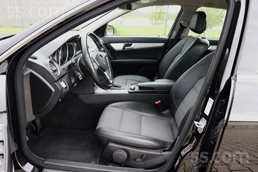 Black Mercedes-Benz c-220 2012 in Riga, with an engine capacity of 2.10 L and mileage of 0 thousand km for 5350 €, photo 15 on AUTOMOTO.COM.LV