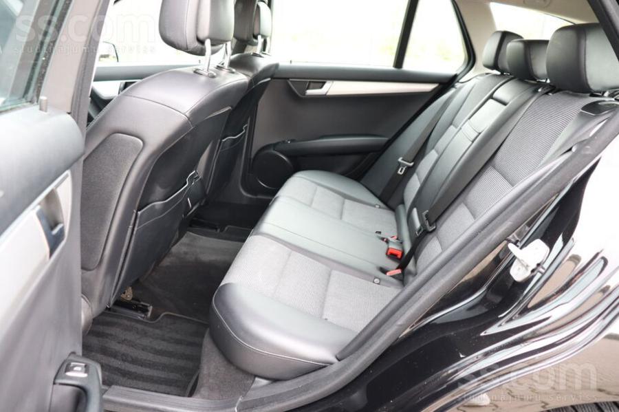 Black Mercedes-Benz c-220 2012 in Riga, with an engine capacity of 2.10 L and mileage of 0 thousand km for 5350 €, photo 17 on AUTOMOTO.COM.LV