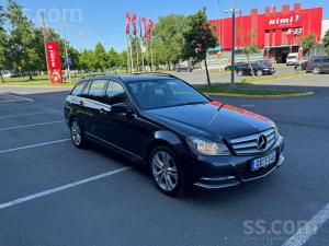 Melns Mercedes-Benz c-220 2013 Rīga, ar dzinēja tilpumu 2.20 L un nobraukumu 263 tūkst. km par 5999 €, foto 2 vietnē AUTOMOTO.COM.LV