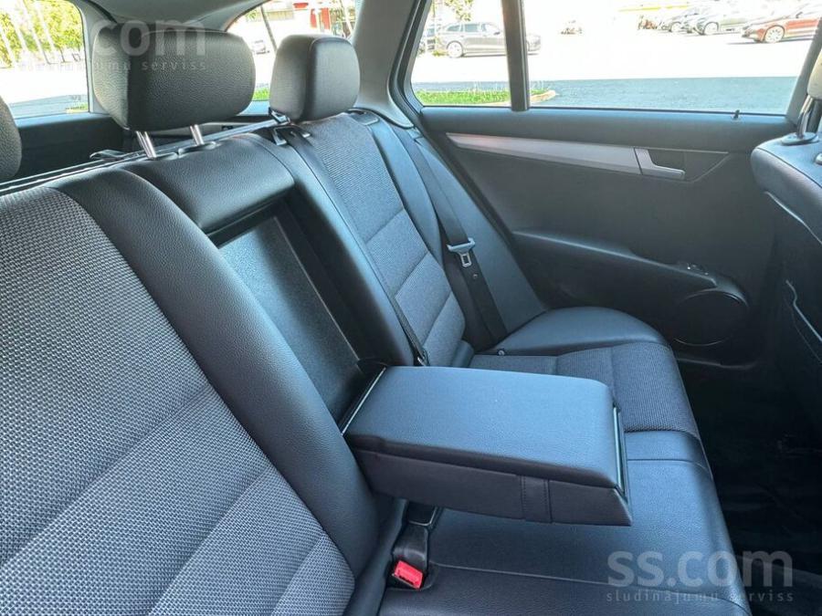 Melns Mercedes-Benz c-220 2013 Rīga, ar dzinēja tilpumu 2.20 L un nobraukumu 263 tūkst. km par 5999 €, foto 15 vietnē AUTOMOTO.COM.LV