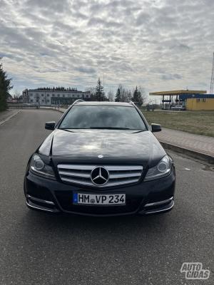Black Mercedes-Benz c-220 2013 in Kaunas, with an engine capacity of 2.10 L and mileage of 300 thousand km for 6200 €, photo 3 on AUTOMOTO.COM.LV