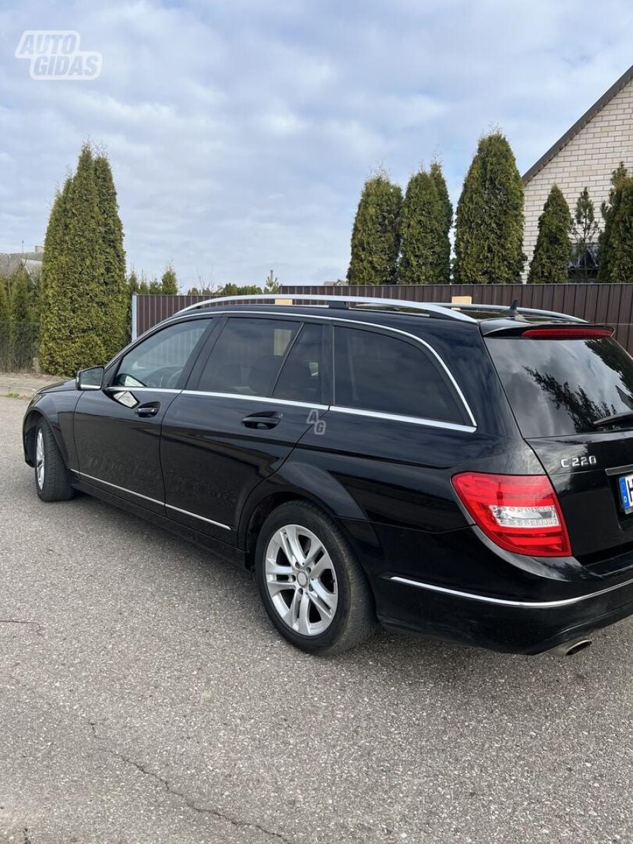 Black Mercedes-Benz c-220 2013 in Kaunas, with an engine capacity of 2.10 L and mileage of 300 thousand km for 6200 €, photo 8 on AUTOMOTO.COM.LV