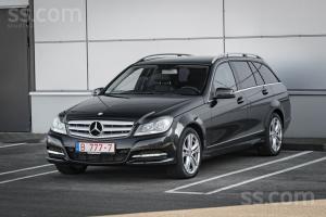 Черный Мерседес Ц 220 2013 в Рига, объемом двигателя 2.20 л и пробегом 311 тыс. км за 6500 €, фото  на AUTOMOTO.COM.LV
