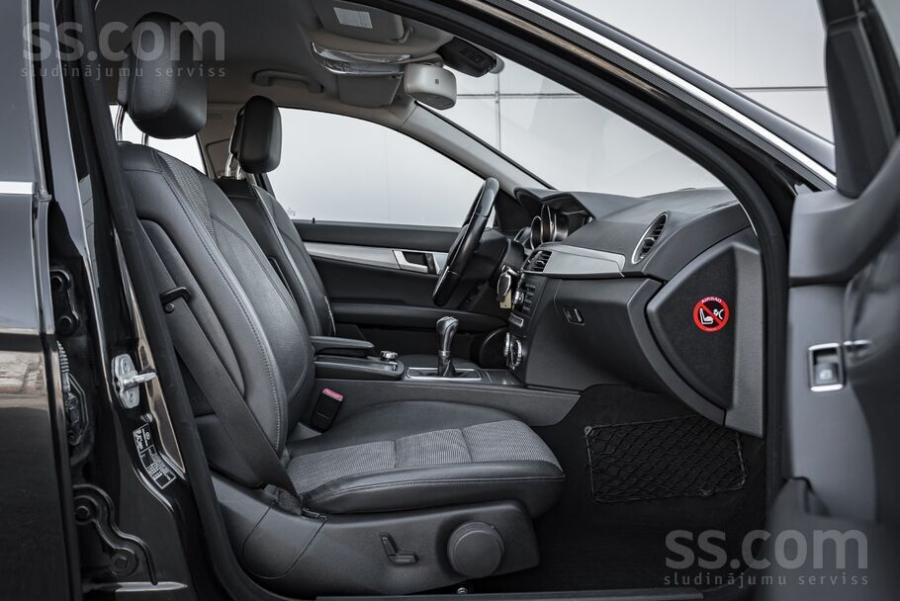 Melns Mercedes-Benz c-220 2013 Rīga, ar dzinēja tilpumu 2.20 L un nobraukumu 311 tūkst. km par 6500 €, foto 10 vietnē AUTOMOTO.COM.LV