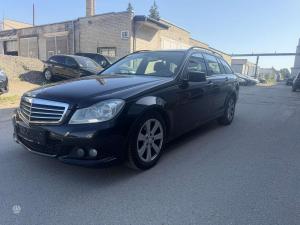 Black Mercedes-Benz c-220 2013 in Panevezys, with an engine capacity of 2.14 L and mileage of 258 thousand km for 4555 €, photo 4 on AUTOMOTO.COM.LV