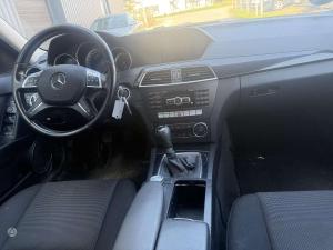 Black Mercedes-Benz c-220 2013 in Panevezys, with an engine capacity of 2.14 L and mileage of 258 thousand km for 4555 €, photo 11 on AUTOMOTO.COM.LV