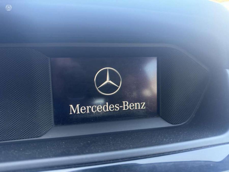 Black Mercedes-Benz c-220 2013 in Panevezys, with an engine capacity of 2.14 L and mileage of 258 thousand km for 4555 €, photo 15 on AUTOMOTO.COM.LV