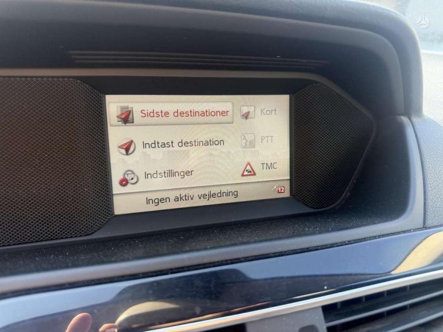 Black Mercedes-Benz c-220 2013 in Panevezys, with an engine capacity of 2.14 L and mileage of 258 thousand km for 4555 €, photo 16 on AUTOMOTO.COM.LV