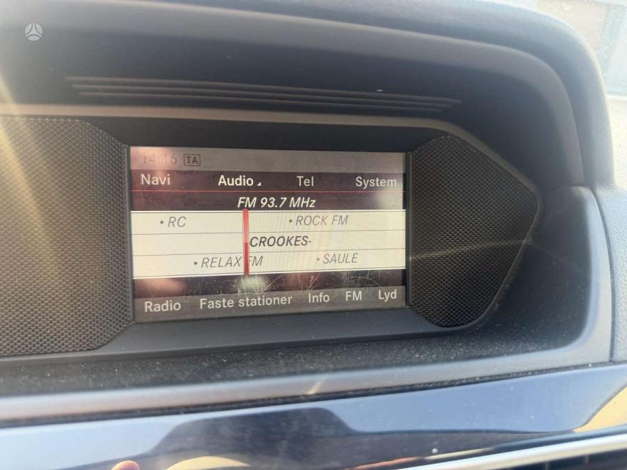 Black Mercedes-Benz c-220 2013 in Panevezys, with an engine capacity of 2.14 L and mileage of 258 thousand km for 4555 €, photo 17 on AUTOMOTO.COM.LV