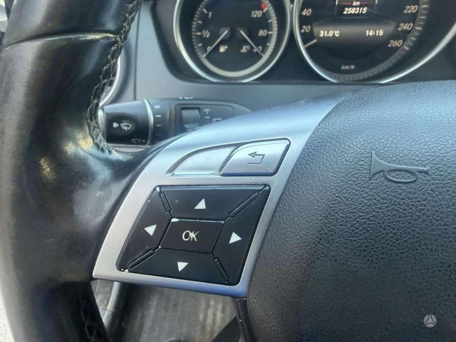 Black Mercedes-Benz c-220 2013 in Panevezys, with an engine capacity of 2.14 L and mileage of 258 thousand km for 4555 €, photo 19 on AUTOMOTO.COM.LV