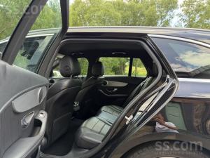 Black Mercedes-Benz c-220 2014 in Rezekne, with an engine capacity of 2.20 L and mileage of 289 thousand km for 10490 €, photo 11 on AUTOMOTO.COM.LV