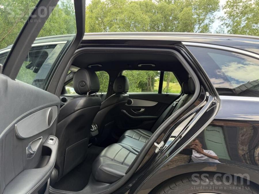 Black Mercedes-Benz c-220 2014 in Rezekne, with an engine capacity of 2.20 L and mileage of 289 thousand km for 10490 €, photo 11 on AUTOMOTO.COM.LV
