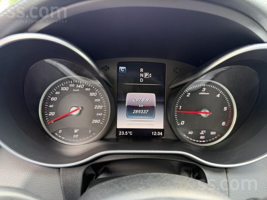 Black Mercedes-Benz c-220 2014 in Rezekne, with an engine capacity of 2.20 L and mileage of 289 thousand km for 10490 €, photo 13 on AUTOMOTO.COM.LV