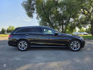 Black Mercedes-Benz c-220 2014 in Kaunas, with an engine capacity of 2.20 L and mileage of 243 thousand km for 11950 €, photo 5 on AUTOMOTO.COM.LV