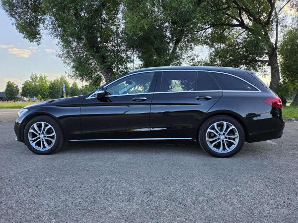 Black Mercedes-Benz c-220 2014 in Kaunas, with an engine capacity of 2.20 L and mileage of 243 thousand km for 11950 €, photo 8 on AUTOMOTO.COM.LV