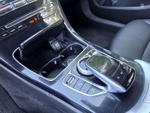 Black Mercedes-Benz c-220 2014 in Kaunas, with an engine capacity of 2.20 L and mileage of 243 thousand km for 11950 €, photo 22 on AUTOMOTO.COM.LV