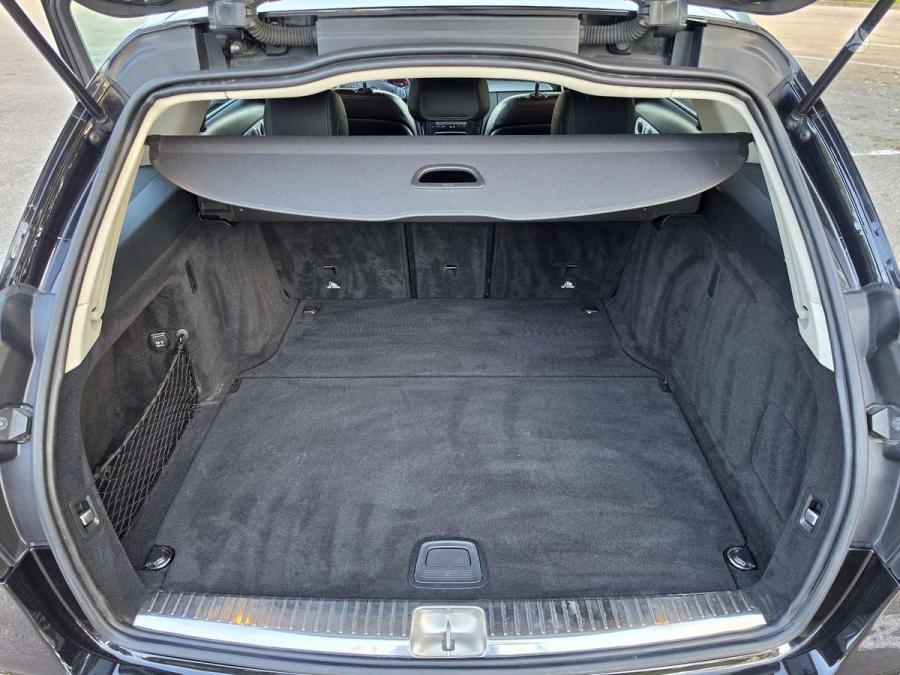 Black Mercedes-Benz c-220 2014 in Kaunas, with an engine capacity of 2.20 L and mileage of 243 thousand km for 11950 €, photo 24 on AUTOMOTO.COM.LV