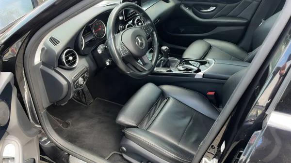 Black Mercedes-Benz c-220 2014 in Jurmala, with an engine capacity of 2.20 L and mileage of 255 thousand km for 10950 €, photo 7 on AUTOMOTO.COM.LV