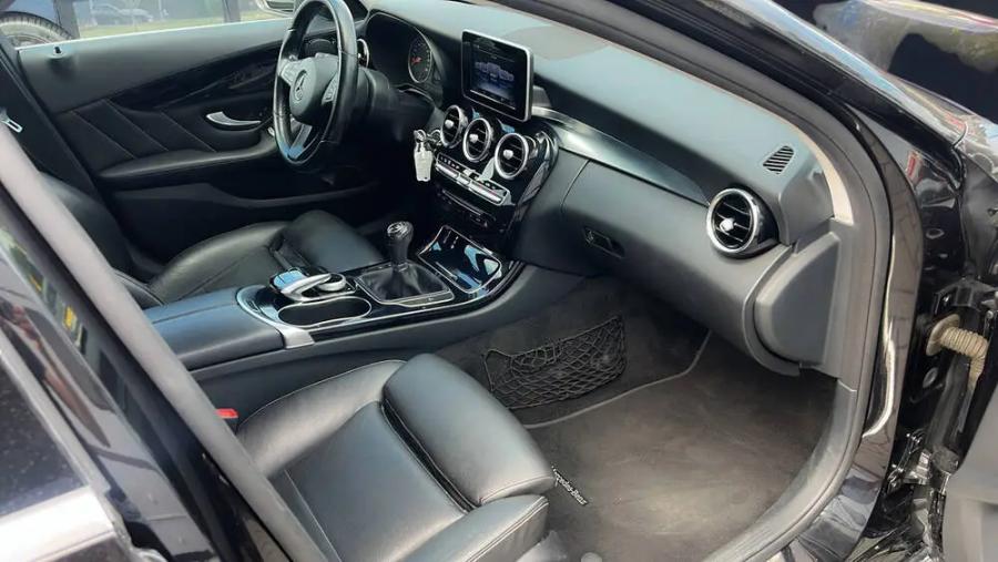 Melns Mercedes-Benz c-220 2014 Jūrmala, ar dzinēja tilpumu 2.20 L un nobraukumu 255 tūkst. km par 10950 €, foto 11 vietnē AUTOMOTO.COM.LV