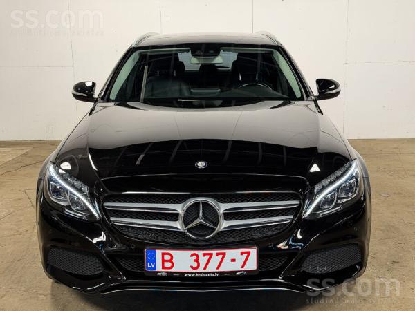 Black Mercedes-Benz c-220 2014 in Jurmala, with an engine capacity of 2.20 L and mileage of 255 thousand km for 11450 €, photo 6 on AUTOMOTO.COM.LV